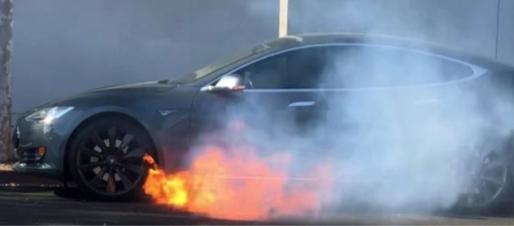 Why Tesla cars catching fire is more FATAL than ICE cars catching fire ...